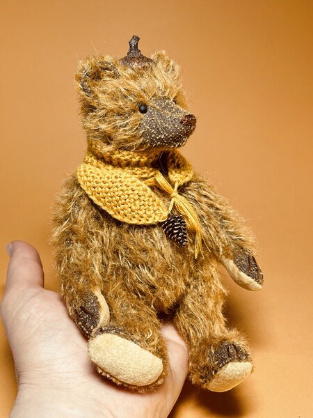 Acorn by Tetiana Karpenko - Bear Pile