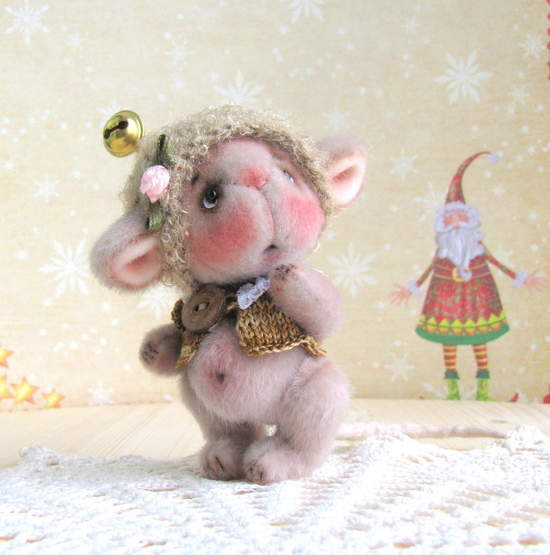 Little mouse Peggy by MaGy - Bear Pile
