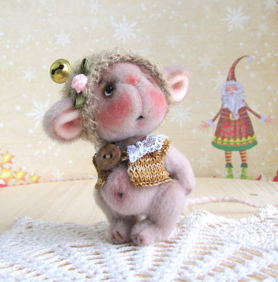 Little mouse Peggy by MaGy - Bear Pile