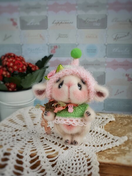 Little mouse Peggy by MaGy - Bear Pile