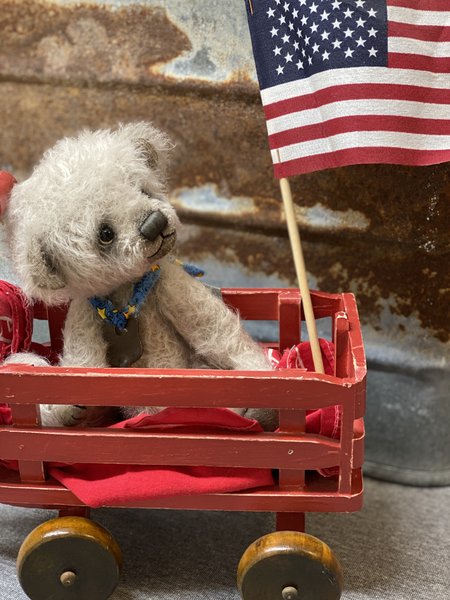 Benji by Bonnie Foster - Bear Pile