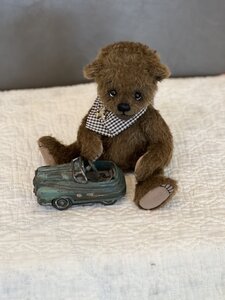 Artist Bears and Handmade Teddy Bears - Bear Pile