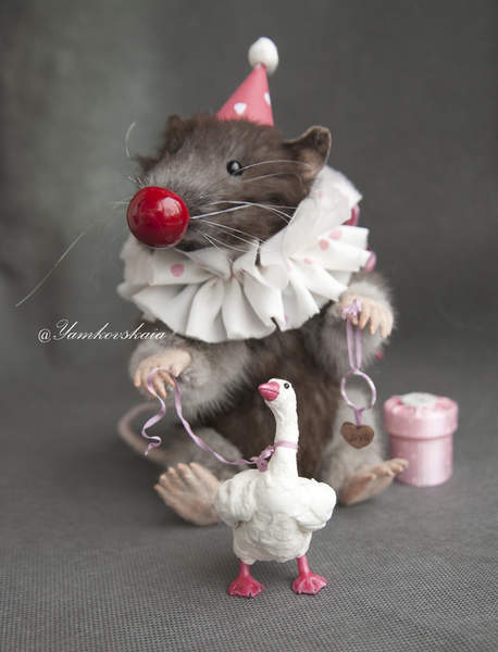 Circus rat Ramses by Marina Yamkovskaia - Bear Pile
