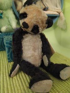 Darby´s Bear Forget me not bear by Mary Wiltshire - Bear Pile