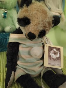 Darby´s Bear Forget me not bear by Mary Wiltshire - Bear Pile