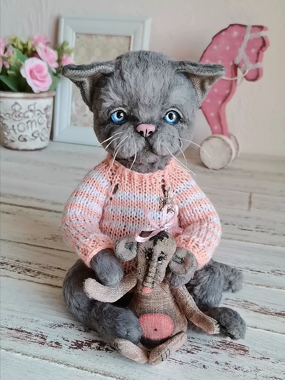 Pussycat Plusha by Irina Kucherova - Bear Pile