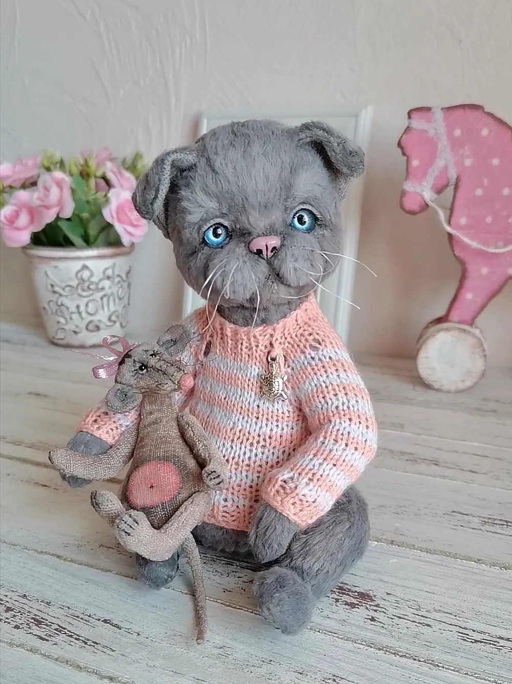 Pussycat Plusha by Irina Kucherova - Bear Pile