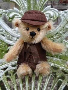 Dingle by Lanes End Bears - Bear Pile