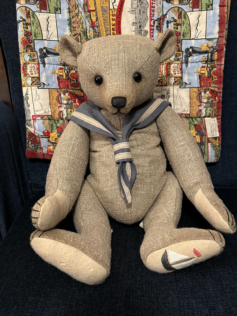 Milton by Victoria Allum bears by Victoria Allum - Bear Pile