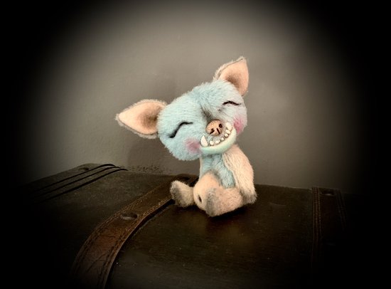 Shin Smiling Monster by Lies & Lot Art Bears - Bear Pile