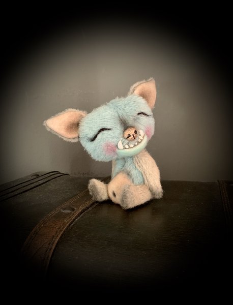 Shin Smiling Monster by Lies & Lot Art Bears - Bear Pile