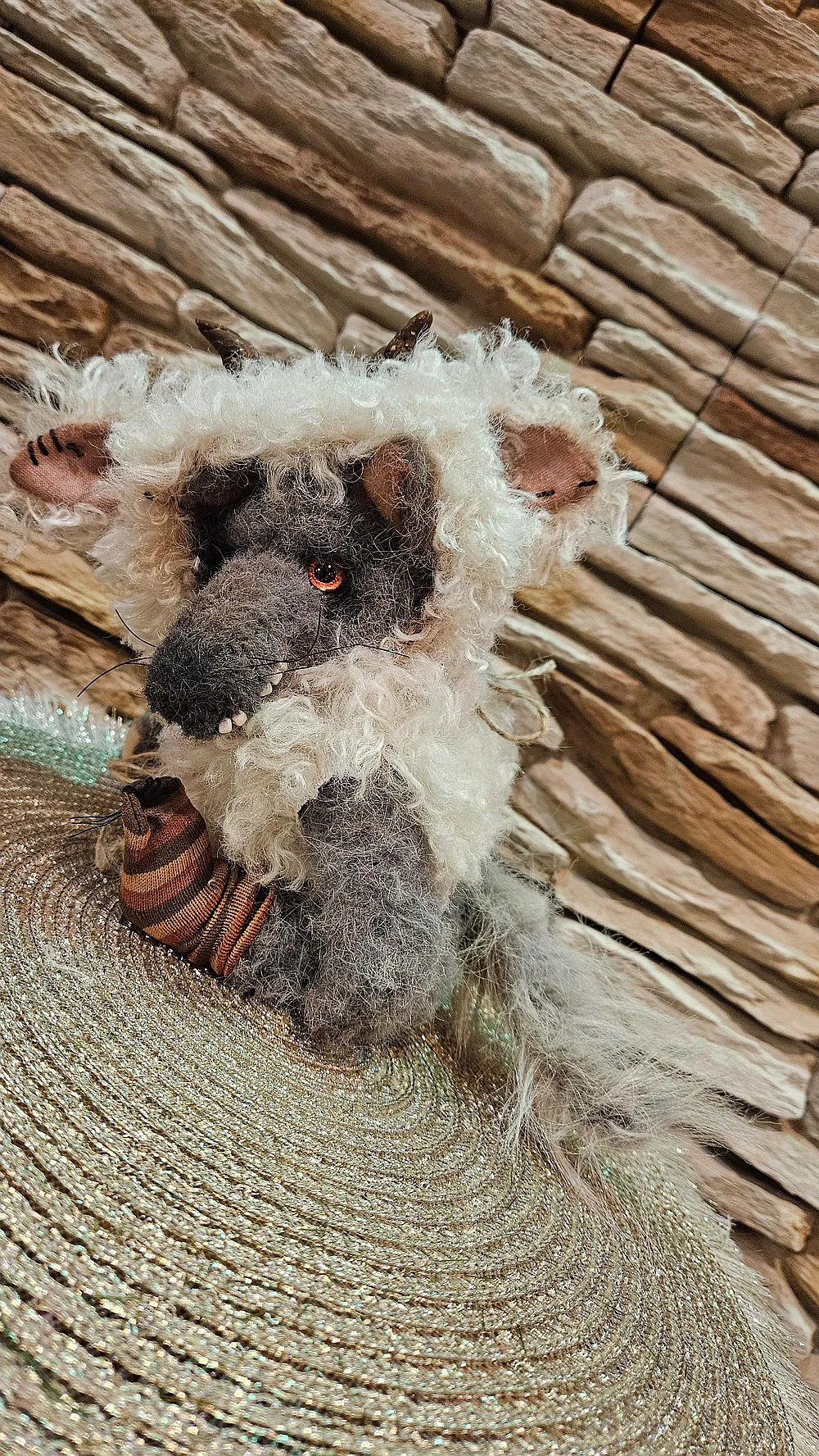 Chester. The wolf in sheep's clothing by Lenaspuppenwelt - Bear Pile