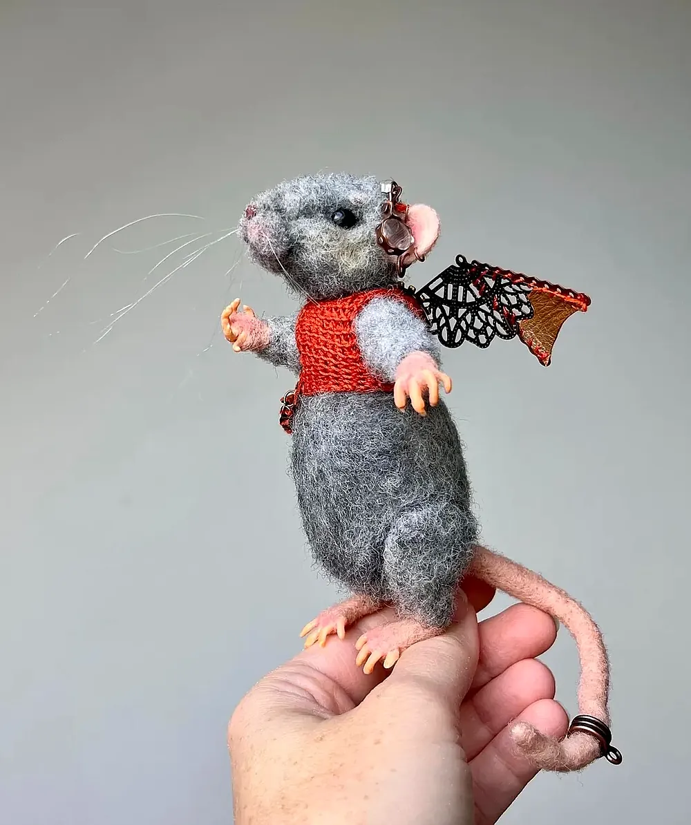 Rat adventurer by Fenekdolls - Bear Pile