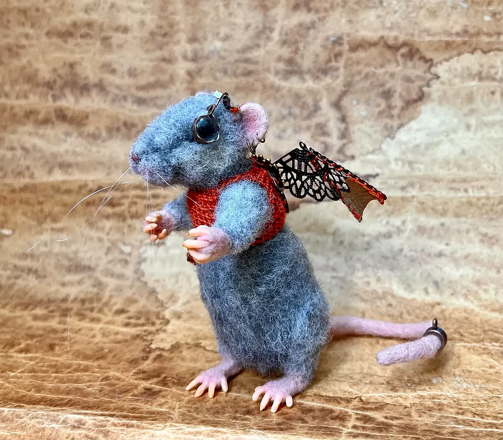 Rat adventurer by Fenekdolls - Bear Pile