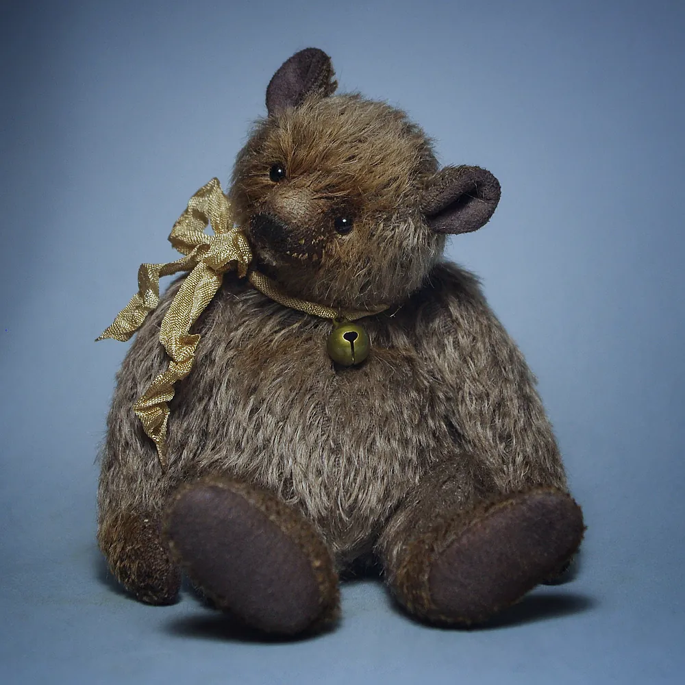 Pebble by Svetlana Chern - Bear Pile