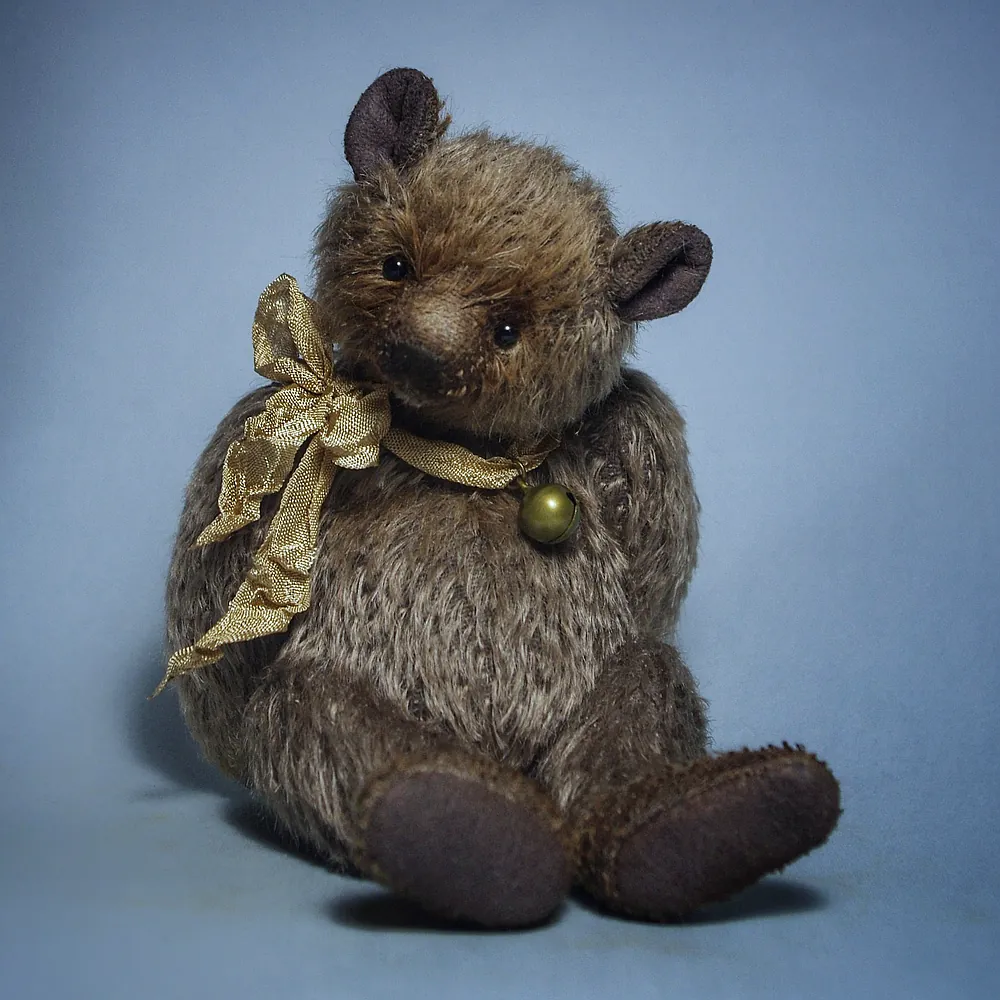 Pebble by Svetlana Chern - Bear Pile