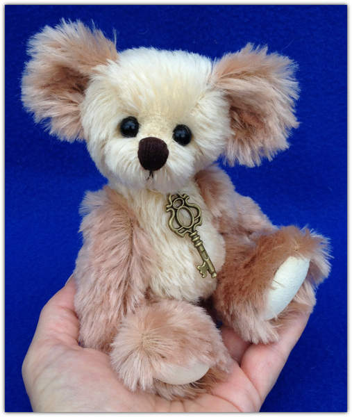Teddies by Laura Lynn - Artist Bears and Handmade Bears