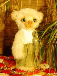 Matilda by Irene Gromi - Bear Pile