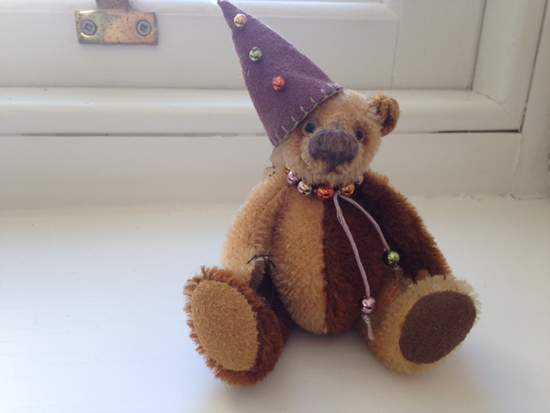 Dazzler GREAT by Russell Bears by Kim Russell - Bear Pile