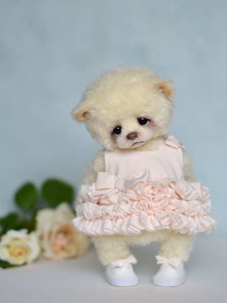 Gee) by Natasha Dadykina - Bear Pile