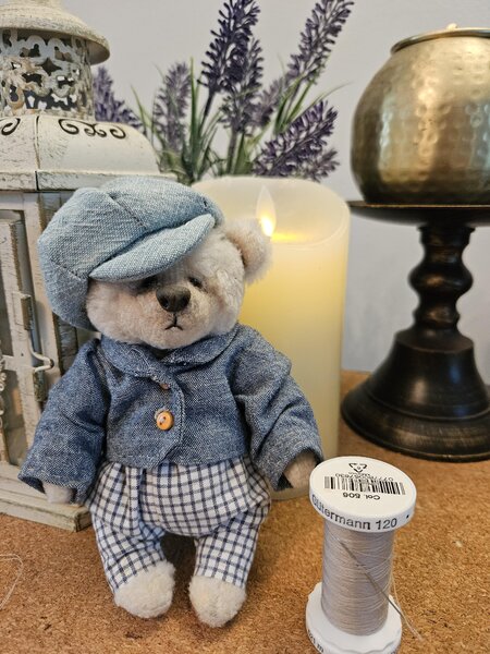 Bear Simon by Anna Babenko - Bear Pile