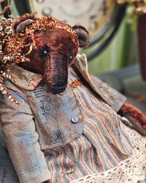 Chloe by Anna Babenko - Bear Pile