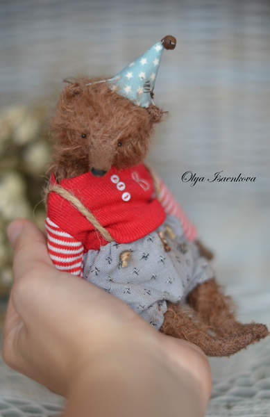 Bim by Olya Isaenkova - Bear Pile