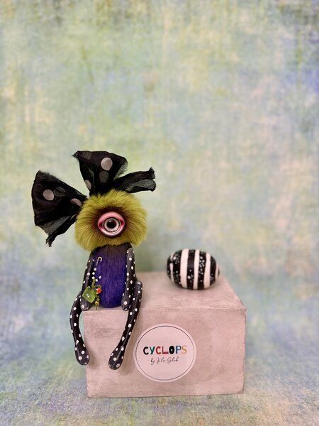 Cyclops doll “Bring Spring” by Julia Gilolub - Bear Pile