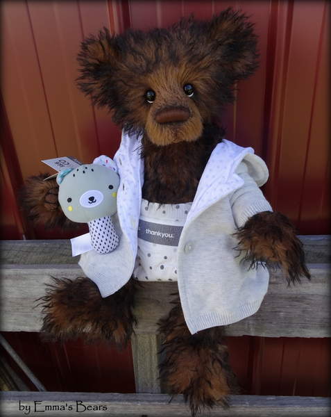 Baby Archie Flynn by Emma and Mark Nicholson - Bear Pile