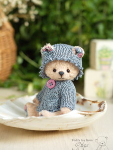 Bim by Olga Nechaeva - Bear Pile