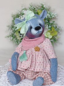 Mell by Nata Tovt - Bear Pile