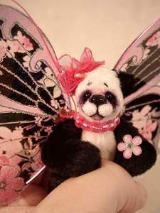 Maritza by Madsen Miniatures - Bear Pile