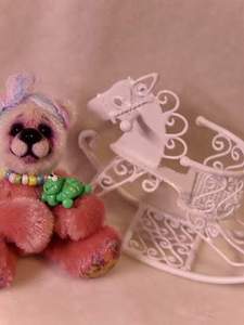 Maritza by Madsen Miniatures - Bear Pile