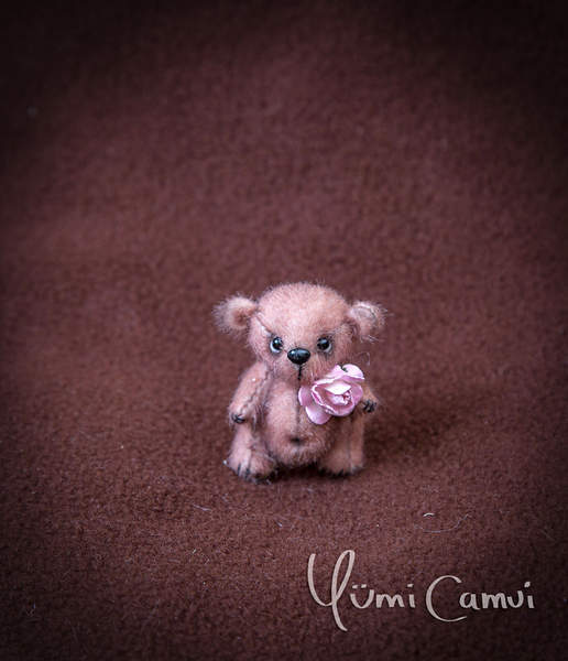 Miniature micro bear tiny Bobo by Yumi Camui - Bear Pile