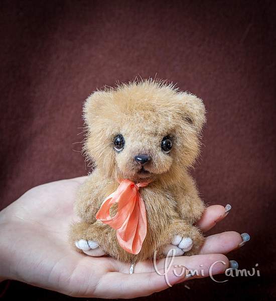 Tiny bear Pierre by Yumi Camui - Bear Pile