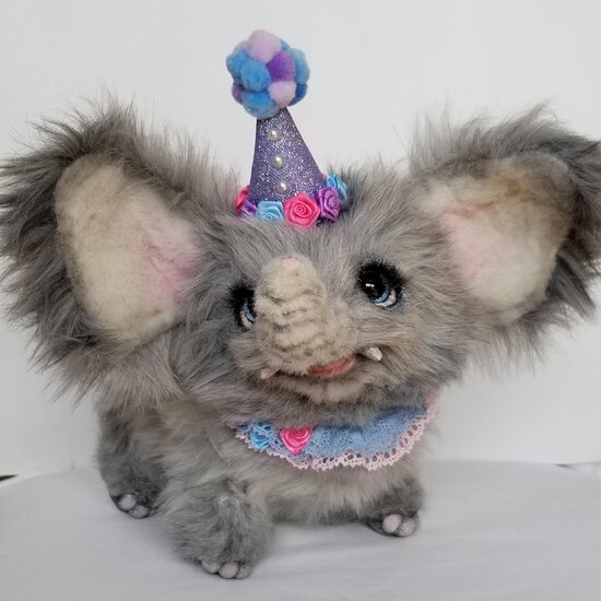 Babar the Elephant by Xellis / Jelena Kuzmicha - Bear Pile