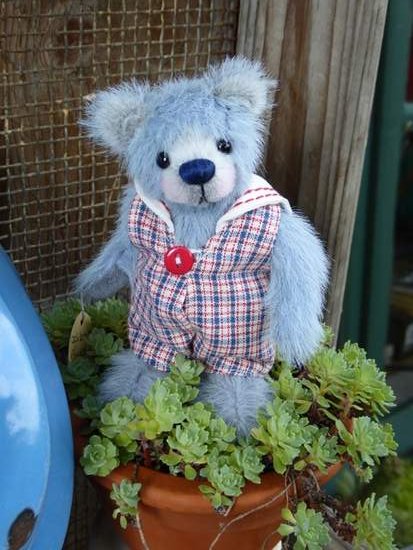 Bojo by Dagmar Seibel - Bear Pile