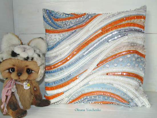 Teddy - Cat Bubu by Oksana Yurchenko - Bear Pile