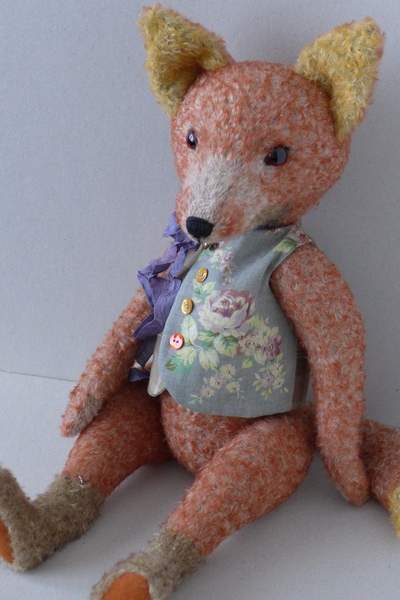 LARS - the artistic fox by teddycom.club - Bear Pile
