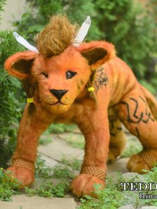 Spitz Sheldon by Irina Vnukova - Bear Pile