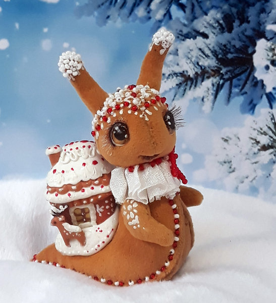 Ginger, the gingerbread snail by Alina Biliakova - Bear Pile