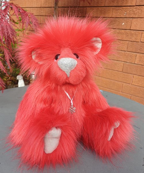 Scarlet by shells bears - Bear Pile