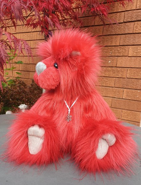 Scarlet by shells bears - Bear Pile