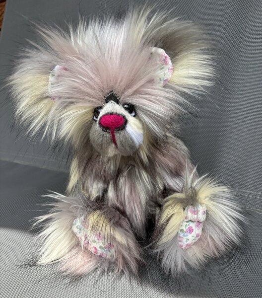 Penelope by Shells bears - Bear Pile