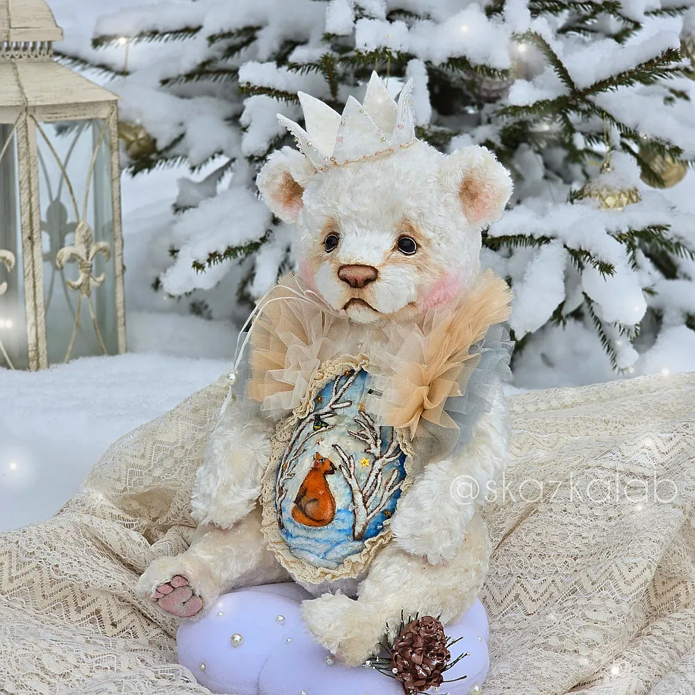 Christmas bear by Victoria Makarova - Bear Pile
