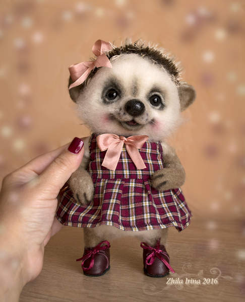 Hedgehog Shusha by Zhila Irina - Bear Pile