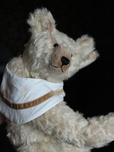 Ridi by Elena Karasenko - Bear Pile