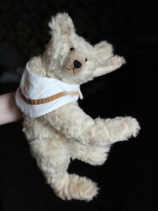 Ridi by Elena Karasenko - Bear Pile