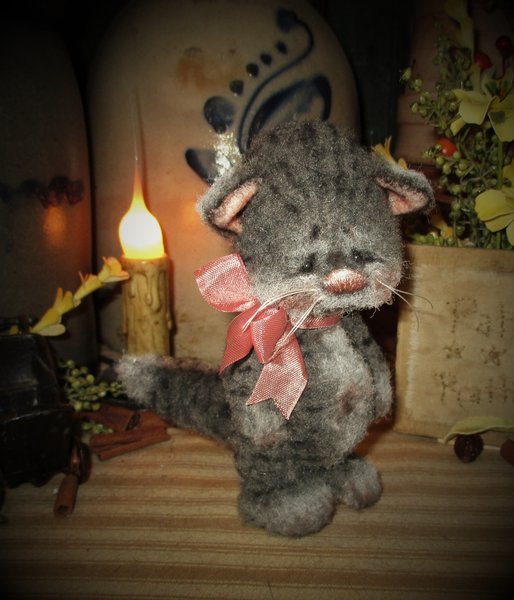 Kitten by Patti Sikes of Patti's Ratties - Bear Pile