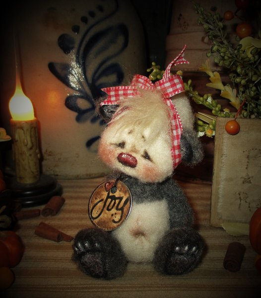 Joy by Patti Sikes of Patti's Ratties - Bear Pile